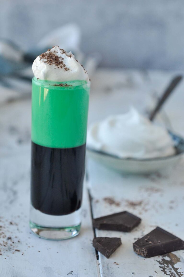 Mint Grasshopper Shot - Home Cooked Harvest