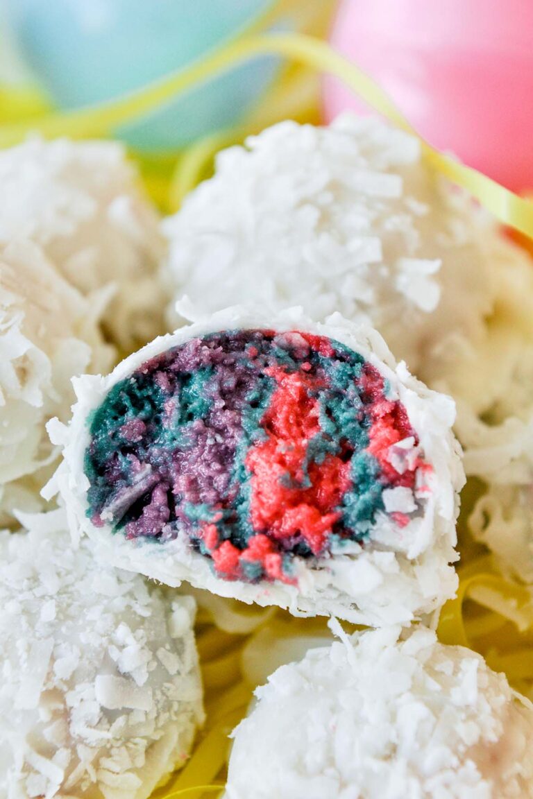 Easter Bunny Tails Recipe {Oreo Truffles} - Home Cooked Harvest